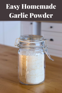 How to Make Homemade Garlic Powder - Mossy Meadow Homestead